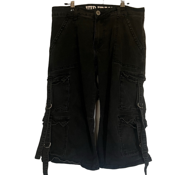 VIP | Shorts | Vip Jeans Black Long Cargo Shorts Euc Sz 78 Juniors ...
